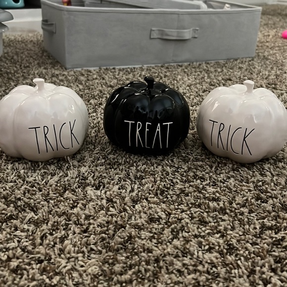 Rae Dunn | Holiday | Rae Dunn Black And White Pumpkins Lot | Poshmark